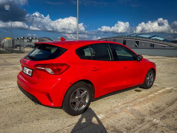 Sarkans Ford Focus 2018 Viļņa, ar dzinēja tilpumu 1.00 L un nobraukumu 241 tūkst. km par 4990 €, foto 5 vietnē AUTOMOTO.COM.LV