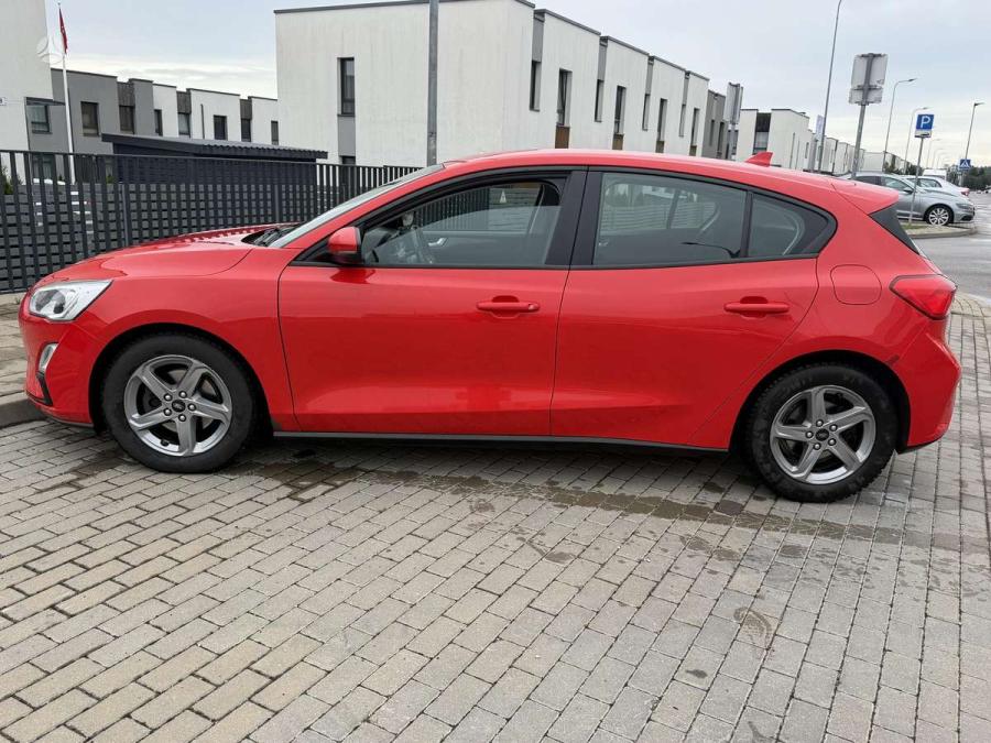 Sarkans Ford Focus 2018 Viļņa, ar dzinēja tilpumu 1.00 L un nobraukumu 241 tūkst. km par 3500 €, foto 8 vietnē AUTOMOTO.COM.LV