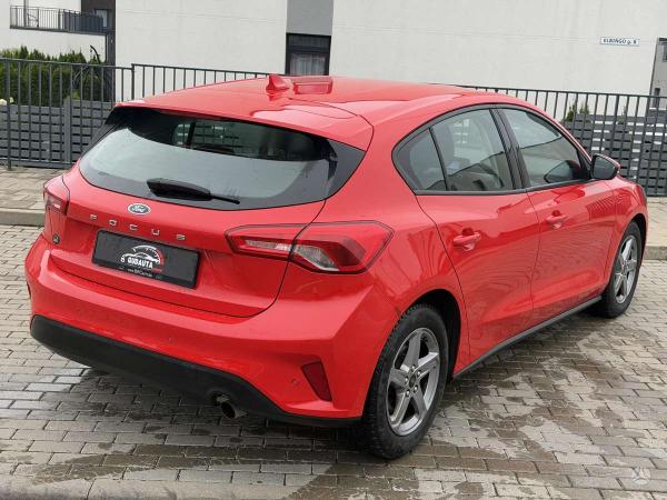 Форд Фокус 2018 в Вильнюс на AUTOMOTO.COM.LV Красный Форд Фокус 2018 в Вильнюс, объемом двигателя 1.00 л и пробегом 241 тыс. км за 3500 €, фото 9 на AUTOMOTO.COM.LV