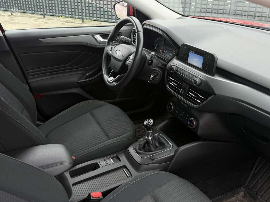 Sarkans Ford Focus 2018 Viļņa, ar dzinēja tilpumu 1.00 L un nobraukumu 241 tūkst. km par 3500 €, foto 15 vietnē AUTOMOTO.COM.LV