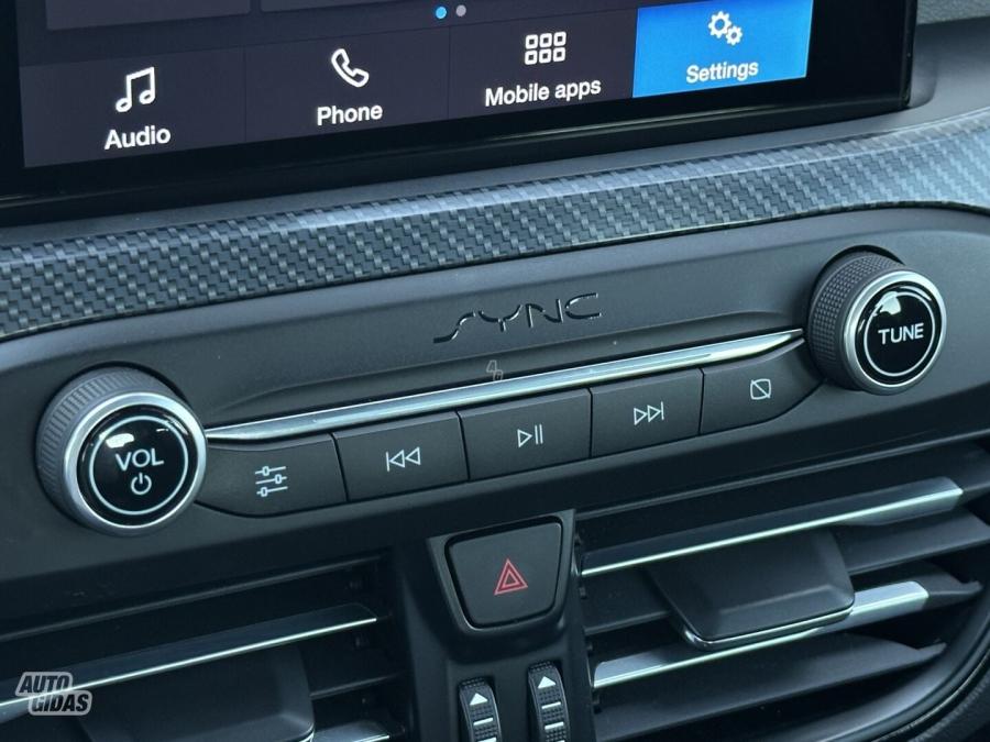 Sarkans Ford Focus 2019 Kauņa, ar dzinēja tilpumu 1.00 L un nobraukumu 122 tūkst. km par 12471 €, foto 24 vietnē AUTOMOTO.COM.LV