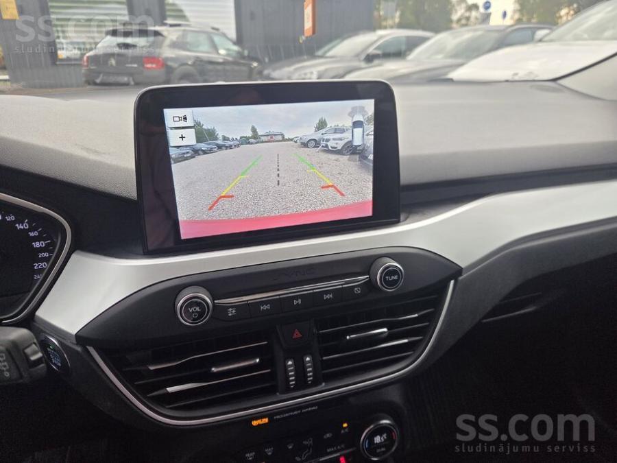 Sarkans Ford Focus 2019 Jelgava, ar dzinēja tilpumu 1.50 L un nobraukumu 0 tūkst. km par 8900 €, foto 14 vietnē AUTOMOTO.COM.LV