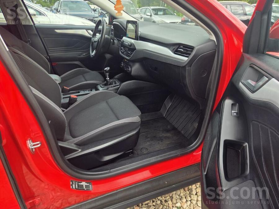 Sarkans Ford Focus 2019 Jelgava, ar dzinēja tilpumu 1.50 L un nobraukumu 0 tūkst. km par 8900 €, foto 19 vietnē AUTOMOTO.COM.LV