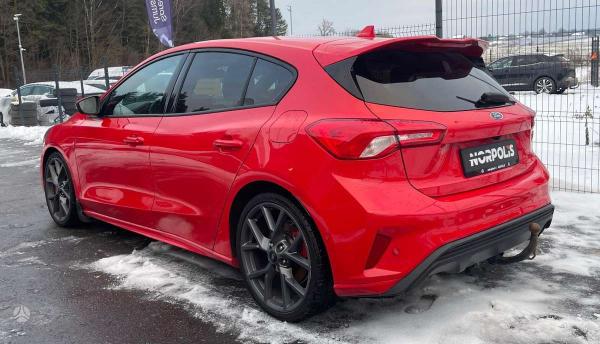 Sarkans Ford Focus 2020 Viļņa, ar dzinēja tilpumu 2.00 L un nobraukumu 246 tūkst. km par 13400 €, foto 11 vietnē AUTOMOTO.COM.LV