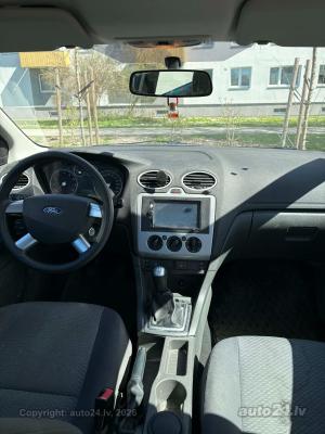 Sarkans Ford Focus 2006 Tallina, ar dzinēja tilpumu 1.60 L un nobraukumu 182 tūkst. km par 450 €, foto 10 vietnē AUTOMOTO.COM.LV