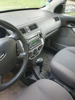 Sarkans Ford Focus 2006 Kauņa, ar dzinēja tilpumu 2.00 L un nobraukumu 164 tūkst. km par 320 €, foto 9 vietnē AUTOMOTO.COM.LV
