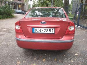 Red Ford Focus 2007 in Riga, with an engine capacity of 1.60 L and mileage of 325 thousand km for 1300 €, photo 5 on AUTOMOTO.COM.LV