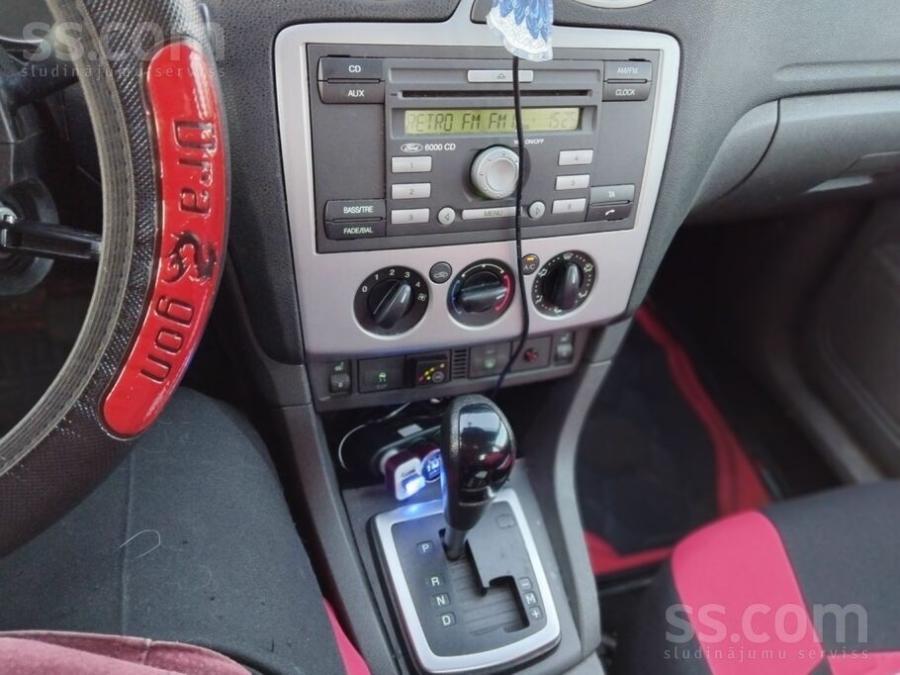Red Ford Focus 2007 in Riga, with an engine capacity of 1.60 L and mileage of 325 thousand km for 1300 €, photo 7 on AUTOMOTO.COM.LV