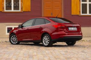 Red Ford Focus 2014 in Jelgava, with an engine capacity of 1.50 L and mileage of 0 thousand km for 5990 €, photo 3 on AUTOMOTO.COM.LV