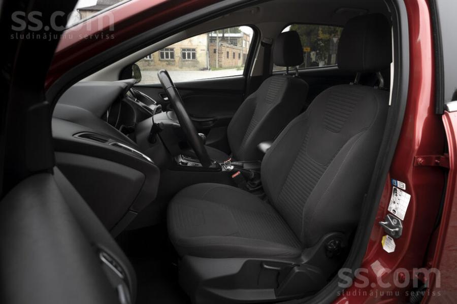 Red Ford Focus 2014 in Jelgava, with an engine capacity of 1.50 L and mileage of 0 thousand km for 5990 €, photo 19 on AUTOMOTO.COM.LV