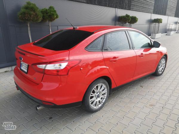 Sarkans Ford Focus 2014 Šauļi, ar dzinēja tilpumu 2.00 L un nobraukumu 144 tūkst. km par 1999 €, foto 7 vietnē AUTOMOTO.COM.LV