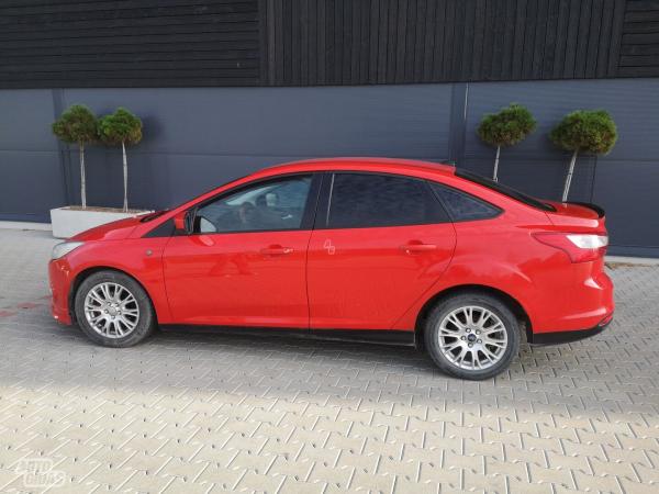 Sarkans Ford Focus 2014 Šauļi, ar dzinēja tilpumu 2.00 L un nobraukumu 144 tūkst. km par 1999 €, foto 10 vietnē AUTOMOTO.COM.LV