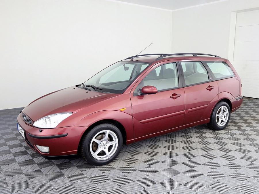 Red Ford Focus 2003 in Tallinn, with an engine capacity of 1.80 L and mileage of 179 thousand km for 1299 €, photo 11 on AUTOMOTO.COM.LV