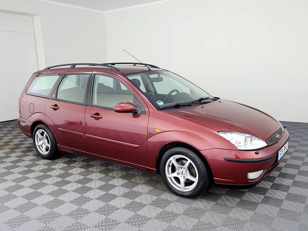 Sarkans Ford Focus 2003 Tallina, ar dzinēja tilpumu 1.80 L un nobraukumu 179 tūkst. km par 1099 €, foto 1 vietnē AUTOMOTO.COM.LV