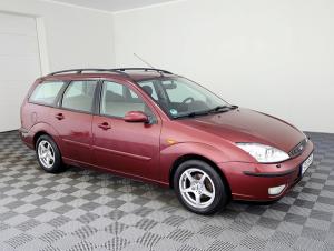 Sarkans Ford Focus 2003 Tallina, ar dzinēja tilpumu 1.80 L un nobraukumu 179 tūkst. km par 1099 €, foto  vietnē AUTOMOTO.COM.LV