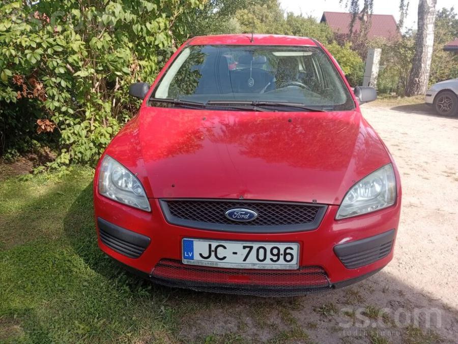 Sarkans Ford Focus 2005 Jelgava, ar dzinēja tilpumu 1.80 L un nobraukumu 361 tūkst. km par 350 €, foto 4 vietnē AUTOMOTO.COM.LV