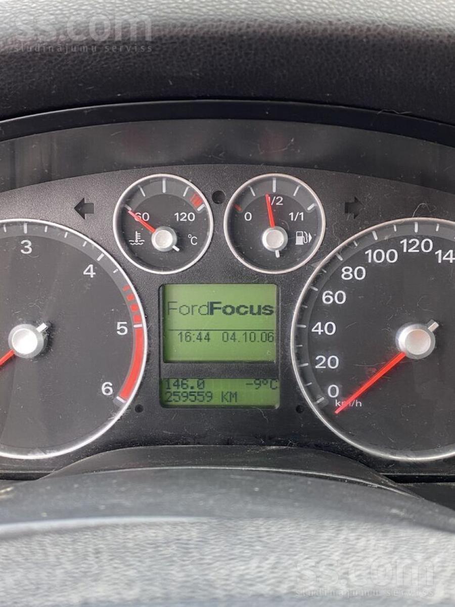 Sarkans Ford Focus 2006 Aizkraukle, ar dzinēja tilpumu 1.60 L un nobraukumu 260 tūkst. km par 1100 €, foto 5 vietnē AUTOMOTO.COM.LV