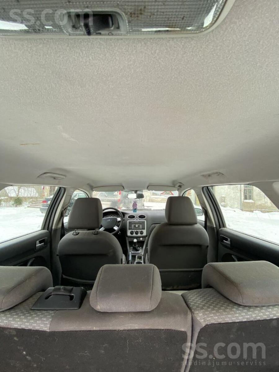 Sarkans Ford Focus 2006 Aizkraukle, ar dzinēja tilpumu 1.60 L un nobraukumu 260 tūkst. km par 1100 €, foto 6 vietnē AUTOMOTO.COM.LV