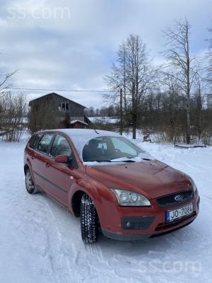 Sarkans Ford Focus 2006 Aizkraukle, ar dzinēja tilpumu 1.60 L un nobraukumu 260 tūkst. km par 1100 €, foto 9 vietnē AUTOMOTO.COM.LV