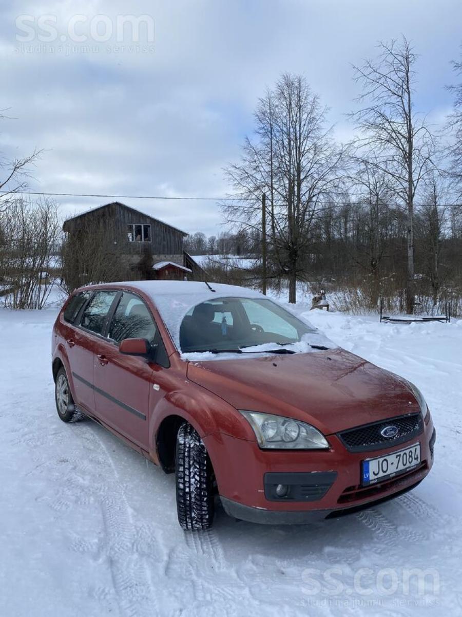 Sarkans Ford Focus 2006 Aizkraukle, ar dzinēja tilpumu 1.60 L un nobraukumu 260 tūkst. km par 1100 €, foto 9 vietnē AUTOMOTO.COM.LV