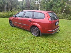 Sarkans Ford Focus 2006 Keila, ar dzinēja tilpumu 1.60 L un nobraukumu 126 tūkst. km par 999 €, foto 4 vietnē AUTOMOTO.COM.LV
