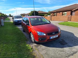 Sarkans Ford Focus 2006 Tallina, ar dzinēja tilpumu 1.60 L un nobraukumu 107 tūkst. km par 1000 €, foto 3 vietnē AUTOMOTO.COM.LV