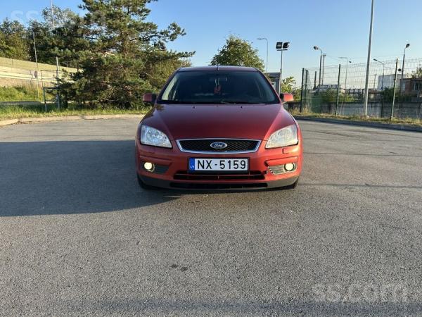 Форд Фокус 2007 в Рига на AUTOMOTO.COM.LV Красный Форд Фокус 2007 в Рига, объемом двигателя 1.60 л и пробегом 334 тыс. км за 1300 €, фото 1 на AUTOMOTO.COM.LV
