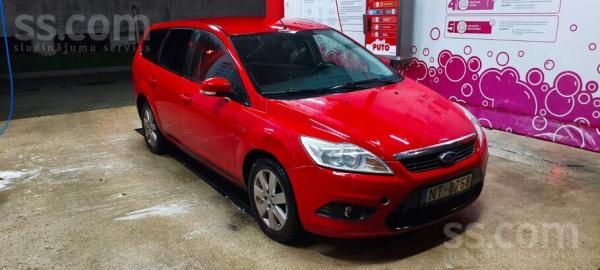 Red Ford Focus 2008 in Riga, with an engine capacity of 1.60 L and mileage of 304 thousand km for 550 €, photo 9 on AUTOMOTO.COM.LV
