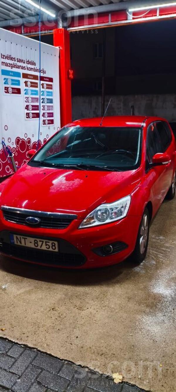 Red Ford Focus 2008 in Riga, with an engine capacity of 1.60 L and mileage of 304 thousand km for 550 €, photo 10 on AUTOMOTO.COM.LV