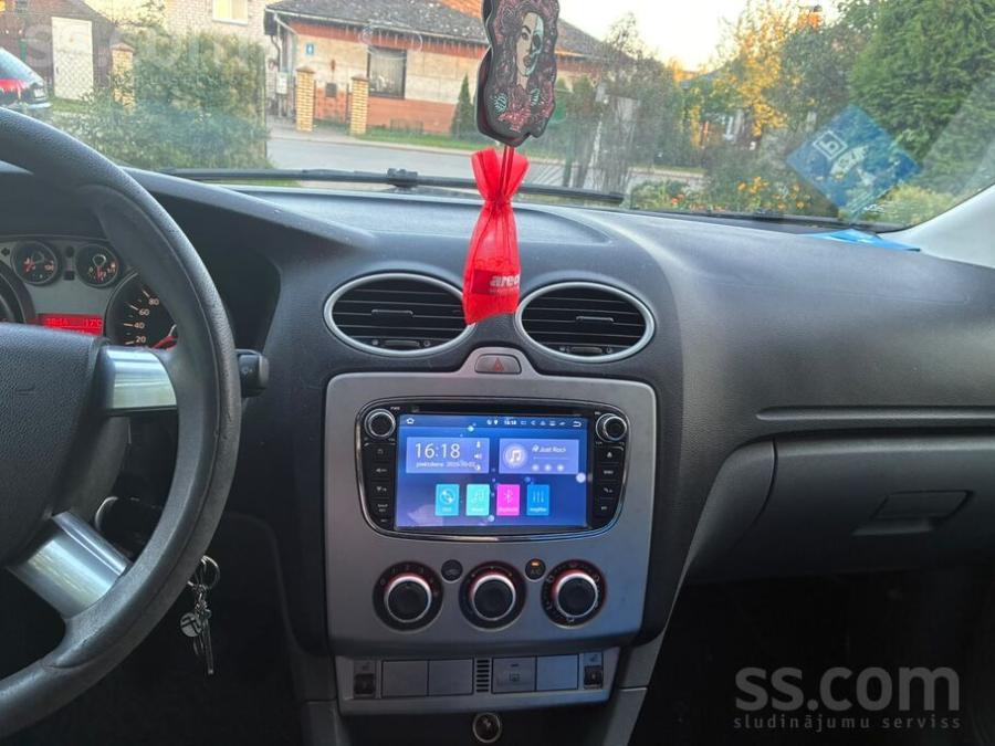 Sarkans Ford Focus 2009 Valmiera, ar dzinēja tilpumu 1.60 L un nobraukumu 259 tūkst. km par 1790 €, foto 8 vietnē AUTOMOTO.COM.LV
