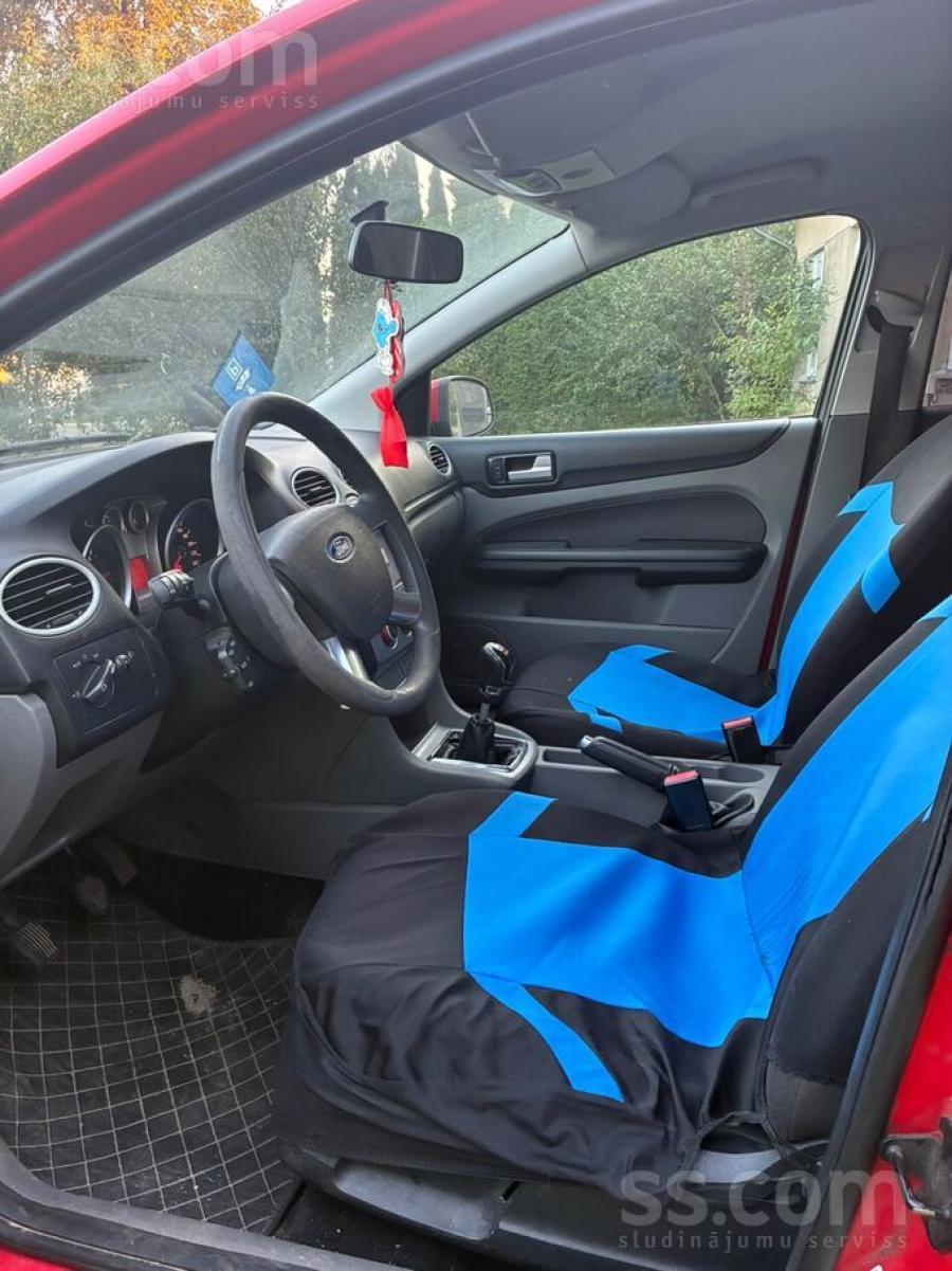 Sarkans Ford Focus 2009 Valmiera, ar dzinēja tilpumu 1.60 L un nobraukumu 259 tūkst. km par 1790 €, foto 9 vietnē AUTOMOTO.COM.LV