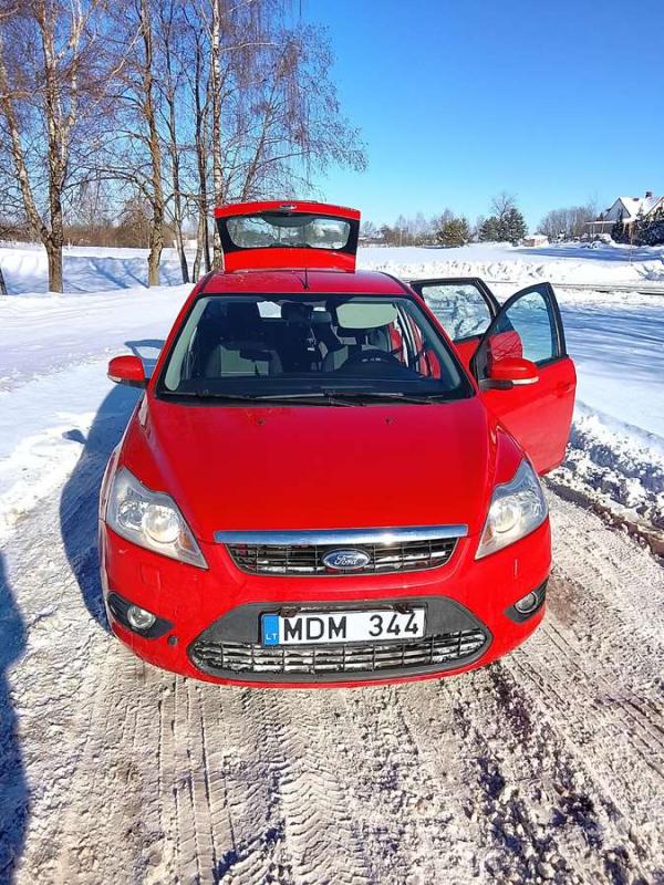 Sarkans Ford Focus 2010 Telšiai, ar dzinēja tilpumu 1.56 L un nobraukumu 296 tūkst. km par 1950 €, foto 9 vietnē AUTOMOTO.COM.LV