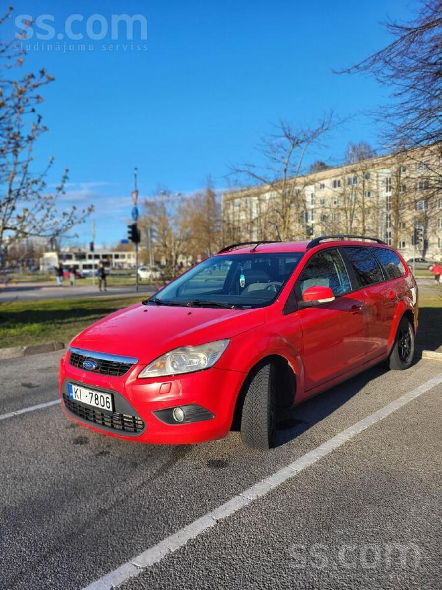 Sarkans Ford Focus 2010 Rīga, ar dzinēja tilpumu 1.60 L un nobraukumu 388 tūkst. km par 1800 €, foto 1 vietnē AUTOMOTO.COM.LV
