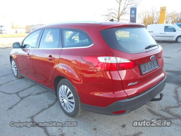 Sarkans Ford Focus 2012 Viljandi, ar dzinēja tilpumu 1.60 L un nobraukumu 276 tūkst. km par 4590 €, foto 4 vietnē AUTOMOTO.COM.LV