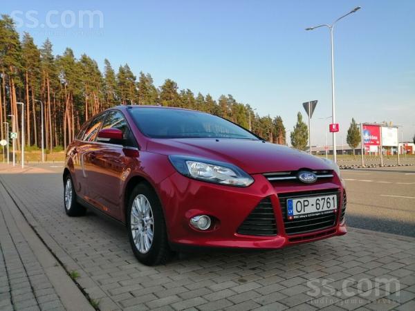Red Ford Focus 2012 in Riga, with an engine capacity of 1.60 L and mileage of 75 thousand km for 4990 €, photo 1 on AUTOMOTO.COM.LV