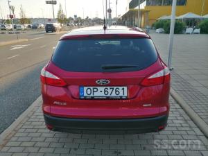 Sarkans Ford Focus 2012 Rīga, ar dzinēja tilpumu 1.60 L un nobraukumu 75 tūkst. km par 4990 €, foto 7 vietnē AUTOMOTO.COM.LV