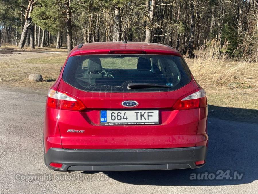 Sarkans Ford Focus 2013 Tallina, ar dzinēja tilpumu 1.60 L un nobraukumu 169 tūkst. km par 4400 €, foto 5 vietnē AUTOMOTO.COM.LV