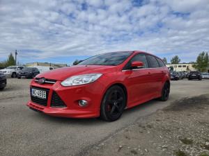 Sarkans Ford Focus 2013 Rīga, ar dzinēja tilpumu 2.00 L un nobraukumu 328 tūkst. km par 4750 €, foto  vietnē AUTOMOTO.COM.LV
