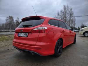 Red Ford Focus 2013 in Riga, with an engine capacity of 2.00 L and mileage of 328 thousand km for 4750 €, photo 26 on AUTOMOTO.COM.LV