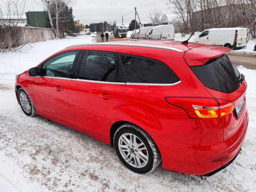 Sarkans Ford Focus 2015 Viļņa, ar dzinēja tilpumu 2.00 L un nobraukumu 321 tūkst. km par 5700 €, foto 7 vietnē AUTOMOTO.COM.LV