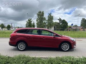Red Ford Focus 2015 in Rezekne, with an engine capacity of 1.00 L and mileage of 217 thousand km for 5150 €, photo 5 on AUTOMOTO.COM.LV