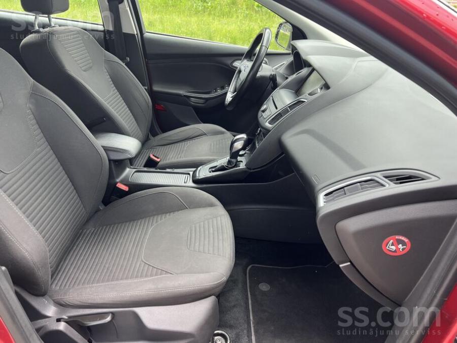 Red Ford Focus 2015 in Rezekne, with an engine capacity of 1.00 L and mileage of 217 thousand km for 5150 €, photo 13 on AUTOMOTO.COM.LV