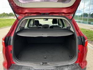 Red Ford Focus 2015 in Rezekne, with an engine capacity of 1.00 L and mileage of 217 thousand km for 5150 €, photo 23 on AUTOMOTO.COM.LV