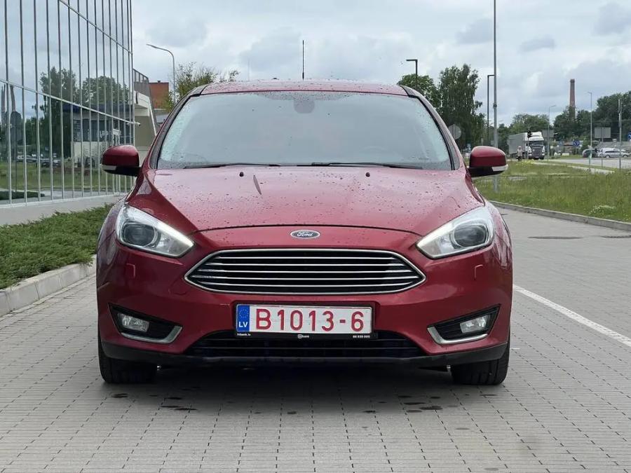 Sarkans Ford Focus 2015 Rēzekne, ar dzinēja tilpumu 1.00 L un nobraukumu 217 tūkst. km par 5150 €, foto 1 vietnē AUTOMOTO.COM.LV