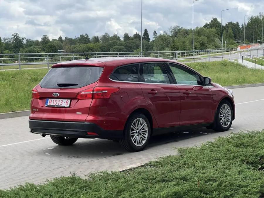 Sarkans Ford Focus 2015 Rēzekne, ar dzinēja tilpumu 1.00 L un nobraukumu 217 tūkst. km par 5150 €, foto 6 vietnē AUTOMOTO.COM.LV