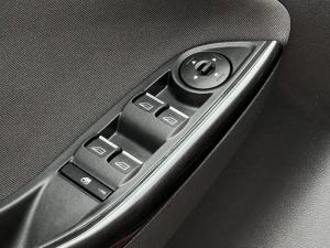 Sarkans Ford Focus 2015 Rēzekne, ar dzinēja tilpumu 1.00 L un nobraukumu 217 tūkst. km par 5150 €, foto 20 vietnē AUTOMOTO.COM.LV