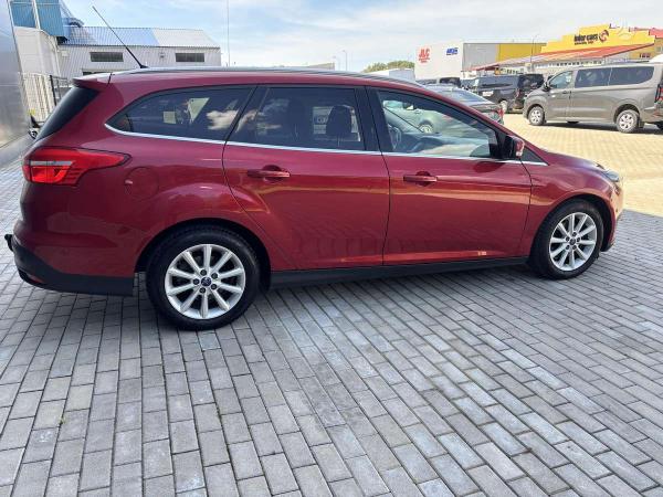 Red Ford Focus 2015 in Klaipeda, with an engine capacity of 1.50 L and mileage of 214 thousand km for 5500 €, photo 2 on AUTOMOTO.COM.LV