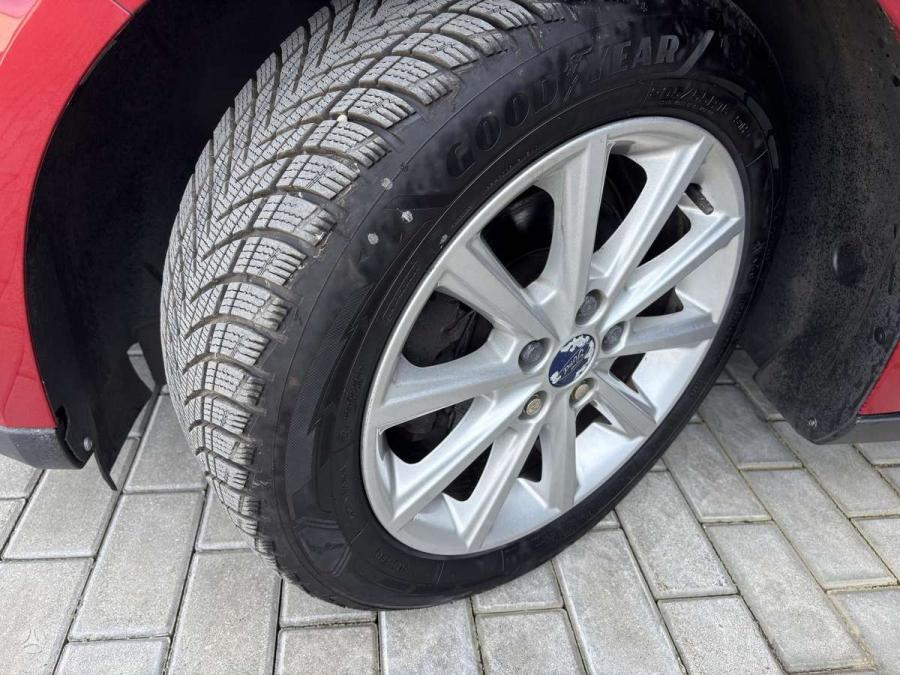 Red Ford Focus 2015 in Klaipeda, with an engine capacity of 1.50 L and mileage of 214 thousand km for 5500 €, photo 9 on AUTOMOTO.COM.LV