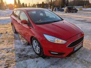 Sarkans Ford Focus 2016 Kauņa, ar dzinēja tilpumu 1.00 L un nobraukumu 172 tūkst. km par 4350 €, foto 3 vietnē AUTOMOTO.COM.LV