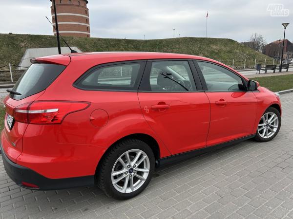 Sarkans Ford Focus 2016 Klaipėda, ar dzinēja tilpumu 1.00 L un nobraukumu 173 tūkst. km par 4250 €, foto 5 vietnē AUTOMOTO.COM.LV